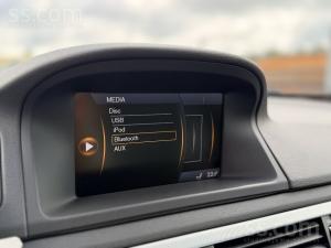 Sarkans Volvo V70 2013 Rīga, ar dzinēja tilpumu 2.00 L un nobraukumu 0 tūkst. km par 6995 €, foto 20 vietnē AUTOMOTO.COM.LV