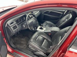 Sarkans Volvo V70 2014 Kauņa, ar dzinēja tilpumu 1.98 L un nobraukumu 269 tūkst. km par 6850 €, foto 14 vietnē AUTOMOTO.COM.LV