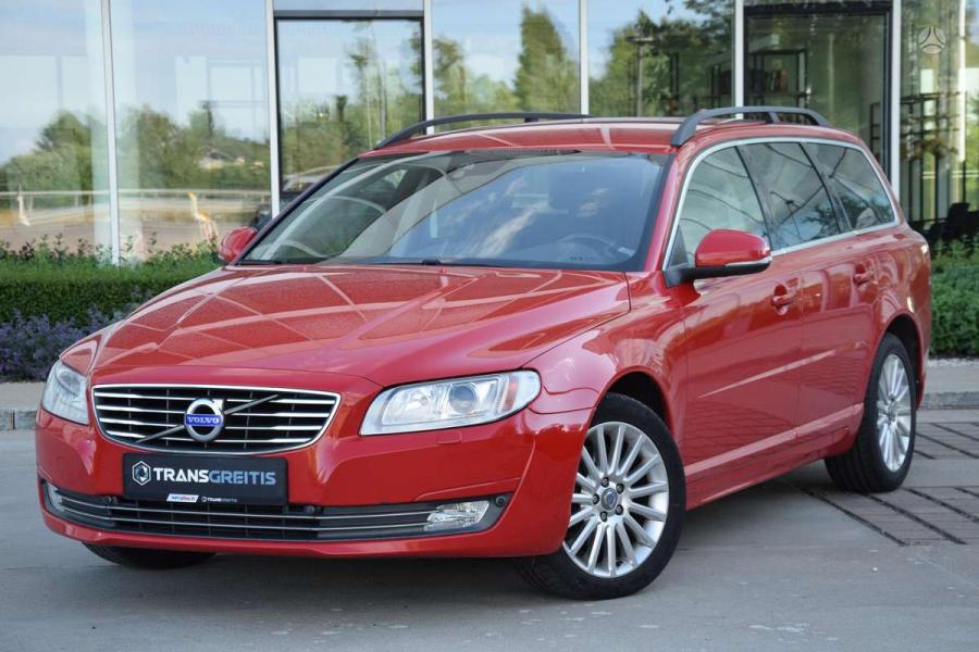 Red Volvo V70 2014 in Vilnius, with an engine capacity of 2.40 L and mileage of 296 thousand km for 7700 €, photo 3 on AUTOMOTO.COM.LV