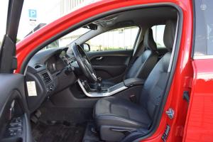 Red Volvo V70 2014 in Vilnius, with an engine capacity of 2.40 L and mileage of 296 thousand km for 7700 €, photo 15 on AUTOMOTO.COM.LV