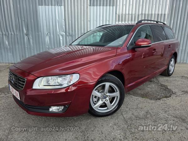 Red Volvo V70 2015 in Tallinn, with an engine capacity of 2.00 L and mileage of 267 thousand km for 7490 €, photo 1 on AUTOMOTO.COM.LV