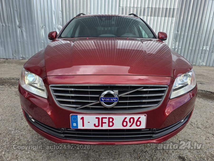 Sarkans Volvo V70 2015 Tallina, ar dzinēja tilpumu 2.00 L un nobraukumu 267 tūkst. km par 7490 €, foto 8 vietnē AUTOMOTO.COM.LV
