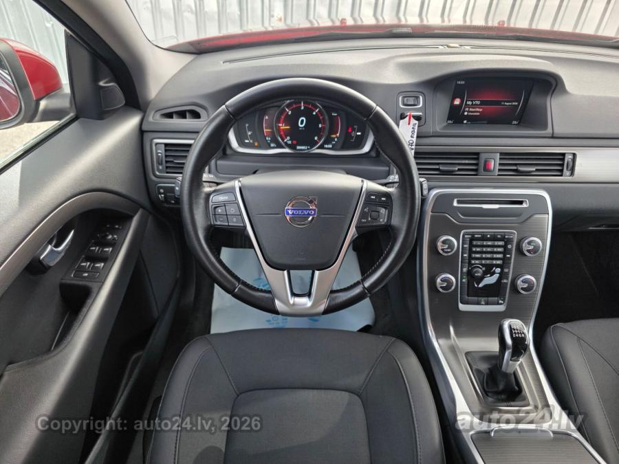 Sarkans Volvo V70 2015 Tallina, ar dzinēja tilpumu 2.00 L un nobraukumu 267 tūkst. km par 7490 €, foto 15 vietnē AUTOMOTO.COM.LV