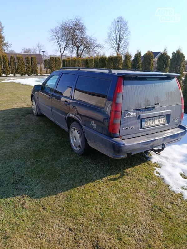 Volvo V70 1998 Tauragė, ar dzinēja tilpumu 2.50 L un nobraukumu 400 tūkst. km par 550 €, foto 4 vietnē AUTOMOTO.COM.LV