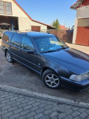 Volvo V70 1998 in Vilnius, with an engine capacity of 2.50 L and mileage of 500 thousand km for 900 €, photo 3 on AUTOMOTO.COM.LV