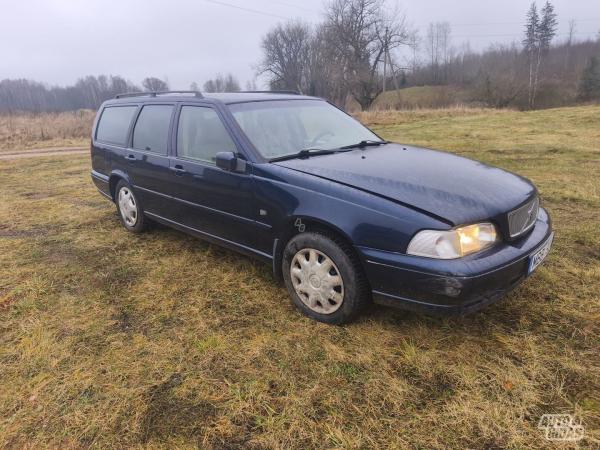 Volvo V70 1998 Ignalina, ar dzinēja tilpumu 2.40 L un nobraukumu 395 tūkst. km par 300 €, foto 1 vietnē AUTOMOTO.COM.LV