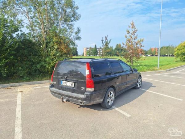 Volvo V70 1999 Panevēža, ar dzinēja tilpumu 2.00 L un nobraukumu 1 tūkst. km par 600 €, foto 2 vietnē AUTOMOTO.COM.LV
