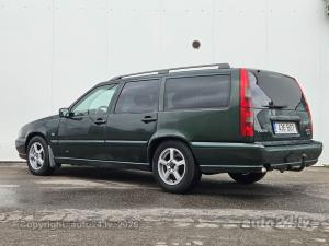 Volvo V70 1999 in Rakvere, with an engine capacity of 2.50 L and mileage of 282 thousand km for 2600 €, photo 5 on AUTOMOTO.COM.LV