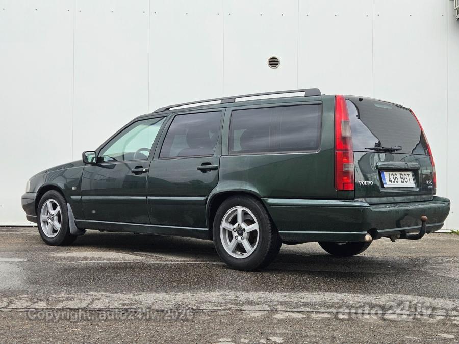 Volvo V70 1999 in Rakvere, with an engine capacity of 2.50 L and mileage of 282 thousand km for 2600 €, photo 5 on AUTOMOTO.COM.LV