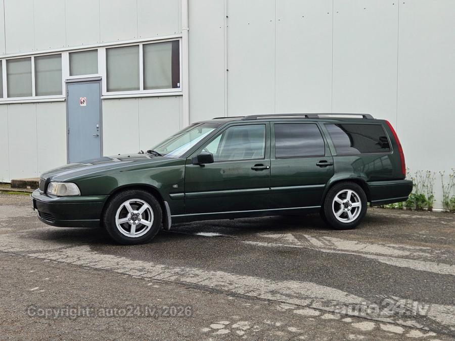 Volvo V70 1999 in Rakvere, with an engine capacity of 2.50 L and mileage of 282 thousand km for 2600 €, photo 14 on AUTOMOTO.COM.LV