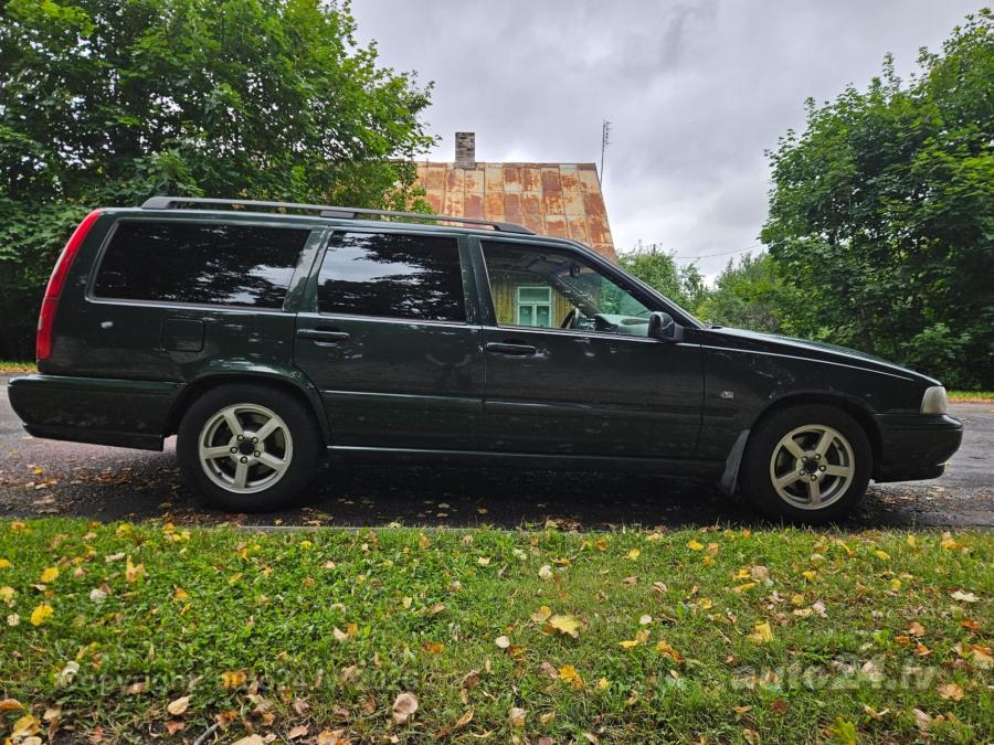 Volvo V70 1999 in Rakvere, with an engine capacity of 2.50 L and mileage of 282 thousand km for 2600 €, photo 15 on AUTOMOTO.COM.LV