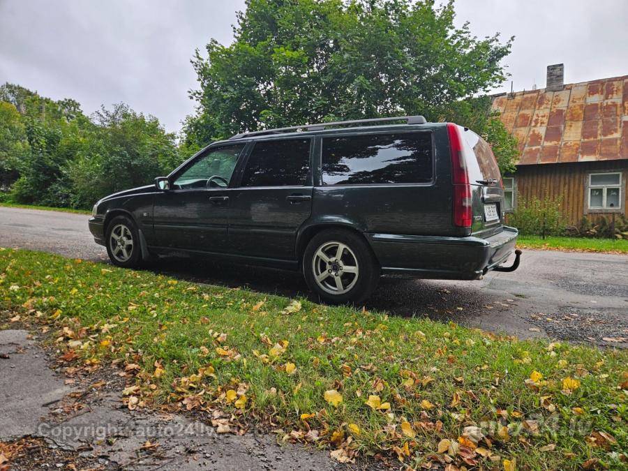 Volvo V70 1999 in Rakvere, with an engine capacity of 2.50 L and mileage of 282 thousand km for 2600 €, photo 18 on AUTOMOTO.COM.LV