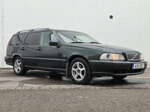 Volvo V70 1999 in Rakvere, with an engine capacity of 2.50 L and mileage of 282 thousand km for 2600 €, photo 3 on AUTOMOTO.COM.LV