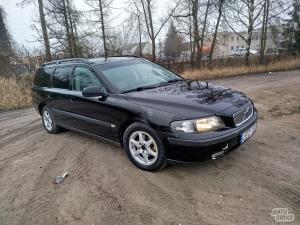 Volvo V70 2000 Pakruojis, ar dzinēja tilpumu 2.50 L un nobraukumu 450 tūkst. km par 750 €, foto 4 vietnē AUTOMOTO.COM.LV