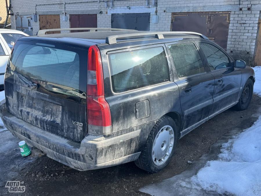 Volvo V70 2000 in Siauliai, with an engine capacity of 2.50 L and mileage of 5000 thousand km for 350 €, photo 3 on AUTOMOTO.COM.LV