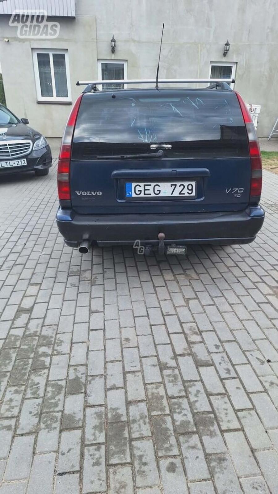Volvo V70 2000 in Vilnius, with an engine capacity of 2.50 L and mileage of 454 thousand km for 1200 €, photo 5 on AUTOMOTO.COM.LV