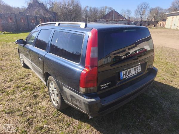 Volvo V70 2000 in Ignalina, with an engine capacity of 2.40 L and mileage of 375 thousand km for 430 €, photo 2 on AUTOMOTO.COM.LV