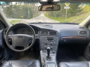Volvo V70 2000 in Ukmerge, with an engine capacity of 2.50 L and mileage of 274 thousand km for 1500 €, photo 6 on AUTOMOTO.COM.LV