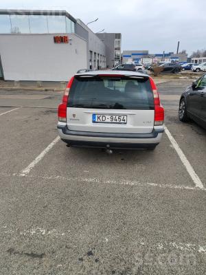 Volvo V70 2000 in Riga, with an engine capacity of 2.50 L and mileage of 438 thousand km for 750 €, photo  on AUTOMOTO.COM.LV
