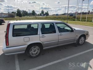Volvo V70 2000 Saldus, ar dzinēja tilpumu 2.50 L un nobraukumu 465 tūkst. km par 640 €, foto 3 vietnē AUTOMOTO.COM.LV