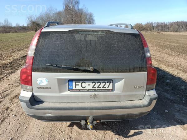 Вольво В70 2000 в Резекне, объемом двигателя 2.50 л и пробегом 412 тыс. км за 1500 €, фото 3 на AUTOMOTO.COM.LV