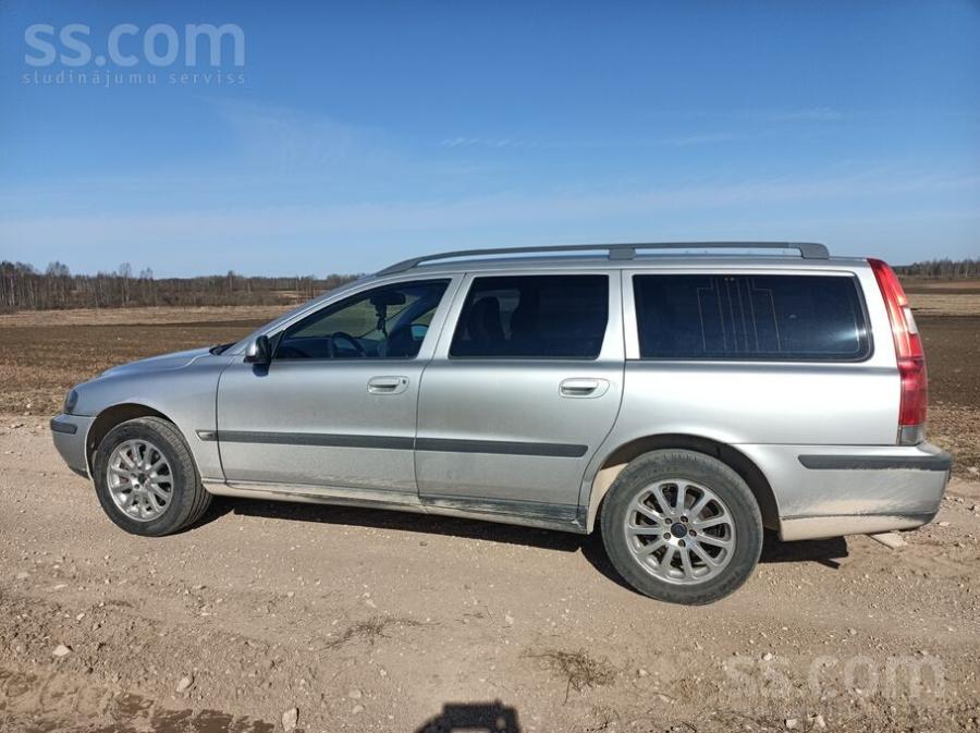 Вольво В70 2000 в Резекне, объемом двигателя 2.50 л и пробегом 412 тыс. км за 1500 €, фото 5 на AUTOMOTO.COM.LV