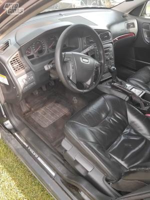 Volvo V70 2000 in Vilnius, with an engine capacity of 2.50 L and mileage of 500 thousand km for 850 €, photo 5 on AUTOMOTO.COM.LV