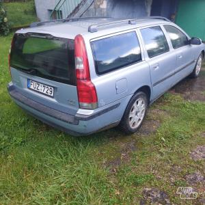 Вольво В70 2000 в Аникщяй, объемом двигателя 2.50 л и пробегом 504 тыс. км за 800 €, фото  на AUTOMOTO.COM.LV