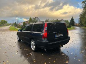 Volvo V70 2000 Klaipėda, ar dzinēja tilpumu 2.50 L un nobraukumu 422 tūkst. km par 790 €, foto 4 vietnē AUTOMOTO.COM.LV