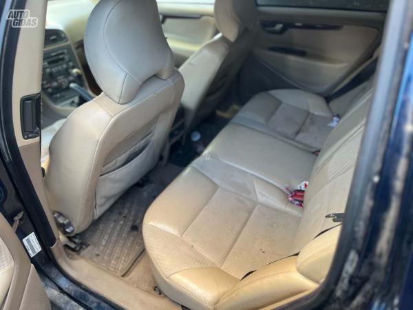 Volvo V70 2000 Klaipėda, ar dzinēja tilpumu 2.50 L un nobraukumu 422 tūkst. km par 790 €, foto 8 vietnē AUTOMOTO.COM.LV