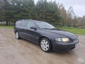 Volvo V70 2000 Kretinga, ar dzinēja tilpumu 2.50 L un nobraukumu 386 tūkst. km par 750 €, foto 3 vietnē AUTOMOTO.COM.LV