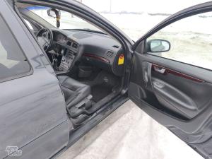 Volvo V70 2001 Šauļi, ar dzinēja tilpumu 2.50 L un nobraukumu 385 tūkst. km par 950 €, foto 9 vietnē AUTOMOTO.COM.LV