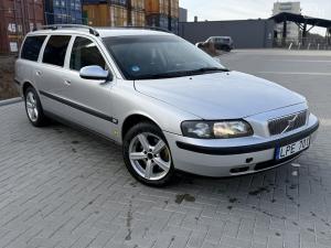 Volvo V70 2001 Viļņa, ar dzinēja tilpumu 2.50 L un nobraukumu 331 tūkst. km par 1490 €, foto 3 vietnē AUTOMOTO.COM.LV