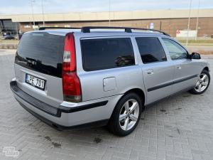 Volvo V70 2001 Viļņa, ar dzinēja tilpumu 2.50 L un nobraukumu 331 tūkst. km par 1490 €, foto 5 vietnē AUTOMOTO.COM.LV