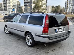 Volvo V70 2001 Viļņa, ar dzinēja tilpumu 2.50 L un nobraukumu 331 tūkst. km par 1490 €, foto 6 vietnē AUTOMOTO.COM.LV