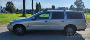 Volvo V70 2001 Rīga, ar dzinēja tilpumu 2.40 L un nobraukumu 372 tūkst. km par 4495 €, foto  vietnē AUTOMOTO.COM.LV
