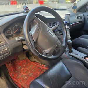 Volvo V70 2001 Rīga, ar dzinēja tilpumu 2.40 L un nobraukumu 334 tūkst. km par 1050 €, foto 6 vietnē AUTOMOTO.COM.LV