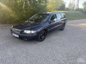 Volvo V70 2001 Anykščiai, ar dzinēja tilpumu 2.40 L un nobraukumu 425 tūkst. km par 540 €, foto  vietnē AUTOMOTO.COM.LV