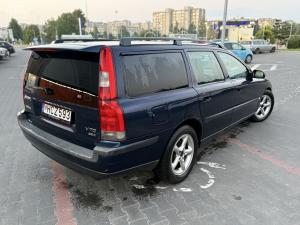 Volvo V70 2001 Viļņa, ar dzinēja tilpumu 2.50 L un nobraukumu 320 tūkst. km par 1150 €, foto 6 vietnē AUTOMOTO.COM.LV