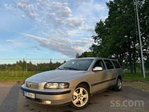 Volvo V70 2002 Valmiera, ar dzinēja tilpumu 2.40 L un nobraukumu 275 tūkst. km par 1750 €, foto 2 vietnē AUTOMOTO.COM.LV