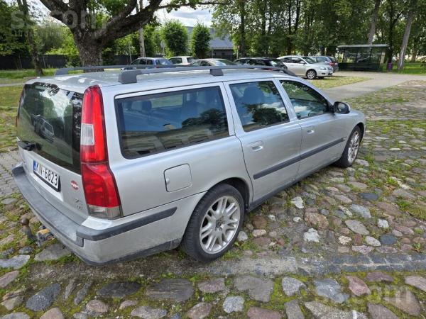 Volvo V70 2002 Aizkraukle, ar dzinēja tilpumu 2.40 L un nobraukumu 411 tūkst. km par 1299 €, foto 3 vietnē AUTOMOTO.COM.LV