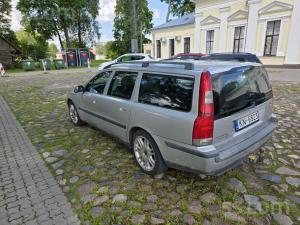 Volvo V70 2002 Aizkraukle, ar dzinēja tilpumu 2.40 L un nobraukumu 411 tūkst. km par 1299 €, foto 5 vietnē AUTOMOTO.COM.LV
