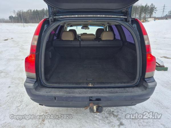 Volvo V70 2002 Saue, ar dzinēja tilpumu 2.40 L un nobraukumu 434 tūkst. km par 2900 €, foto 9 vietnē AUTOMOTO.COM.LV