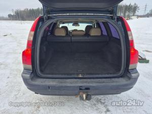 Volvo V70 2002 in Saue, with an engine capacity of 2.40 L and mileage of 434 thousand km for 2900 €, photo 9 on AUTOMOTO.COM.LV