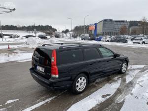 Volvo V70 2002 Viļņa, ar dzinēja tilpumu 2.50 L un nobraukumu 300 tūkst. km par 990 €, foto 3 vietnē AUTOMOTO.COM.LV
