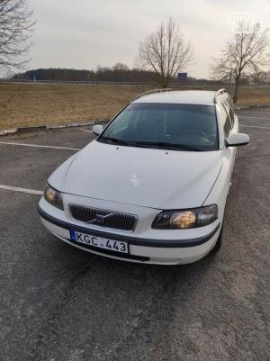 Volvo V70 2002 in Plunge, with an engine capacity of 2.40 L and mileage of 500 thousand km for 500 €, photo 2 on AUTOMOTO.COM.LV