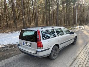 Volvo V70 2002 Ukmergė, ar dzinēja tilpumu 2.40 L un nobraukumu 368 tūkst. km par 900 €, foto 4 vietnē AUTOMOTO.COM.LV