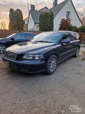 Volvo V70 2002 Ukmergė, ar dzinēja tilpumu 2.40 L un nobraukumu 389 tūkst. km par 1150 €, foto  vietnē AUTOMOTO.COM.LV