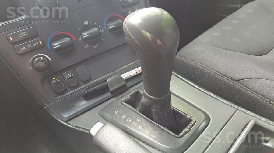 Volvo V70 2002 Daugavpils, ar dzinēja tilpumu 2.40 L un nobraukumu 329 tūkst. km par 1450 €, foto 11 vietnē AUTOMOTO.COM.LV