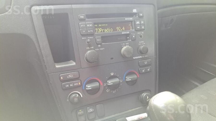 Volvo V70 2002 Daugavpils, ar dzinēja tilpumu 2.40 L un nobraukumu 329 tūkst. km par 1450 €, foto 17 vietnē AUTOMOTO.COM.LV